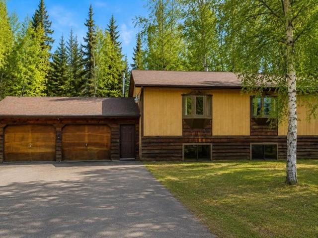 3911 Kensington Ave, North Pole, AK 99705