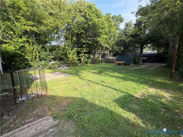 3911 Larchmont Lane