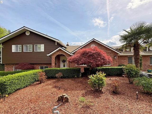 3911 SE 157th Ave, Vancouver, WA 98683