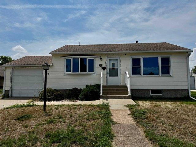 3911 19th St, Columbus, NE 68601