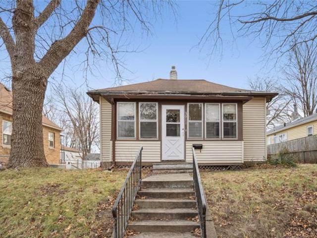 3911 8th St, Des Moines, IA 50313