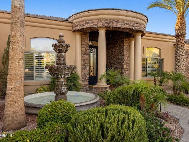 3912 e minton circle