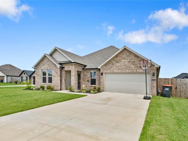3912 Kent Lane