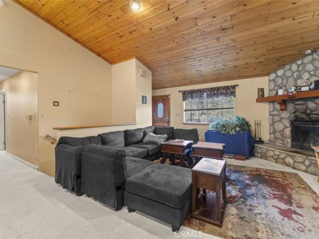 3912 Park Dr, Frazier Park, CA 93225 | MLS #SR25251 | Compass