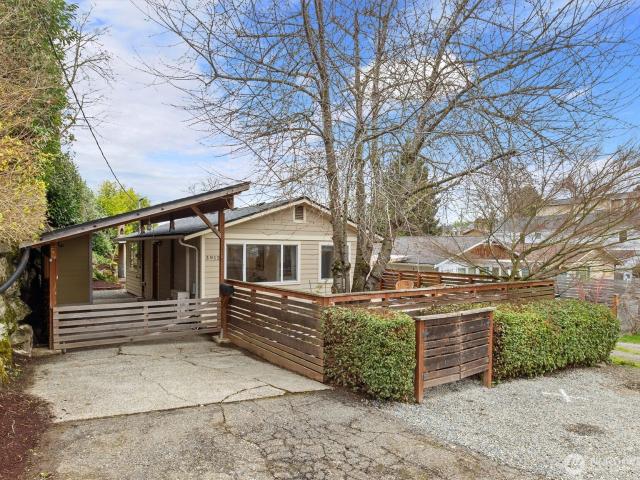 3912 S Findlay St, Seattle, WA 98118 | MLS #2494 | Compass