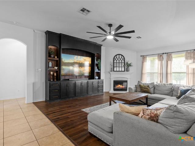 3912 Scenic Trail Drive