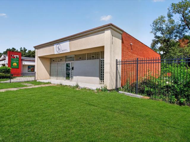 3913 N Keystone Avenue