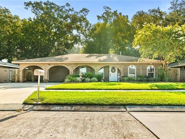 3913 Delery Dr, Marrero, LA 70072