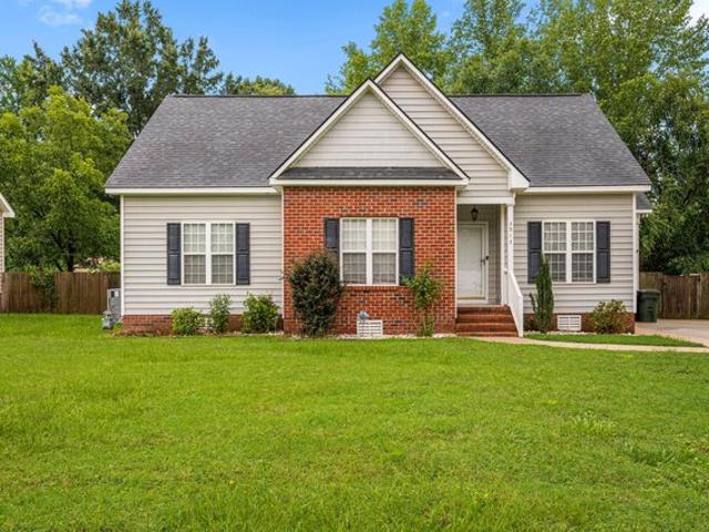 3913 Gloucester Dr W, Wilson, NC 27893