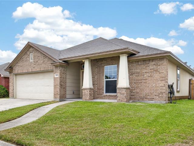 3913 Las Bahias Drive