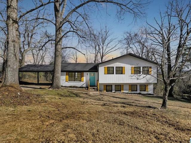 3913 Rock Ridge Rd, Irondale, AL 35210