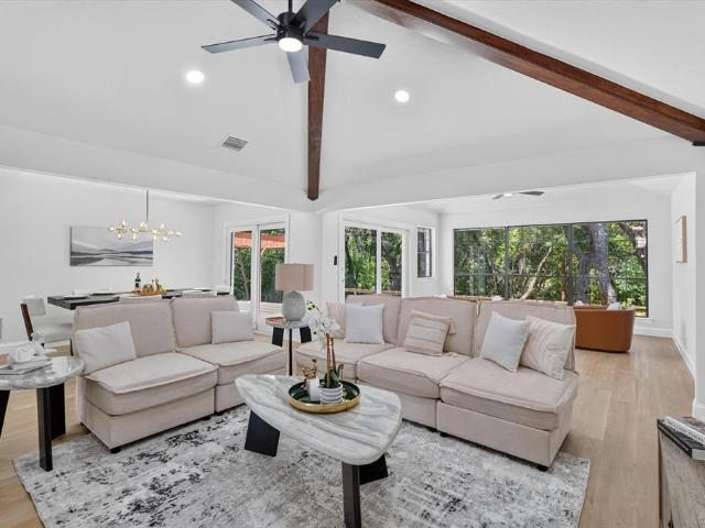 3913 Scott Drive