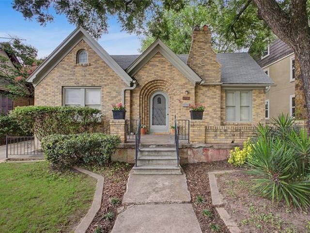 3913 W 4th St, Fort Worth, TX 76107