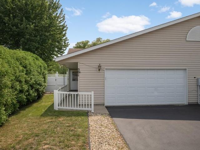 391 Cari Park Ln, Hastings, MN 55033