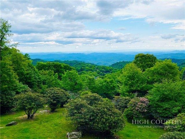 391 Oak Ridge Dr, Boone, NC 28607