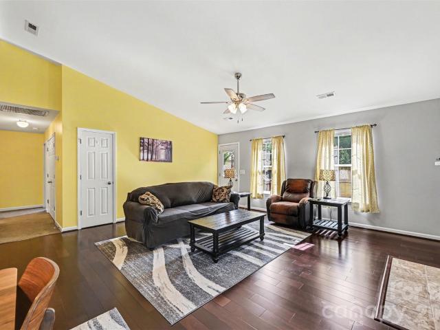 391 Lone Tree Lane