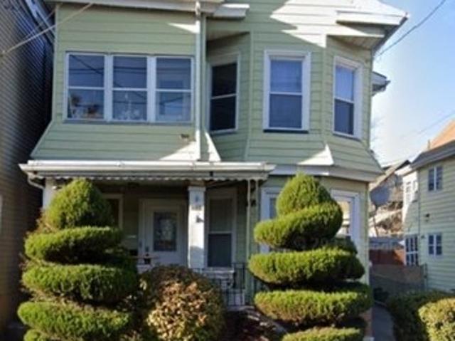 391 N 8th St, Prospect Park, NJ 07508