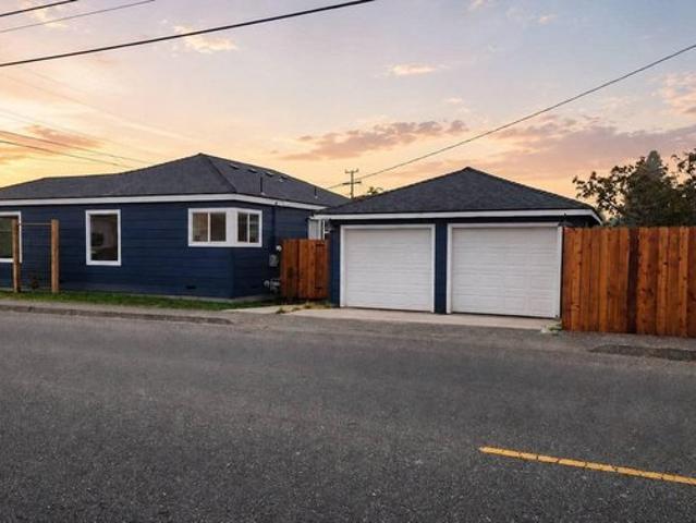 391 S 15th St, Fortuna, CA 95540