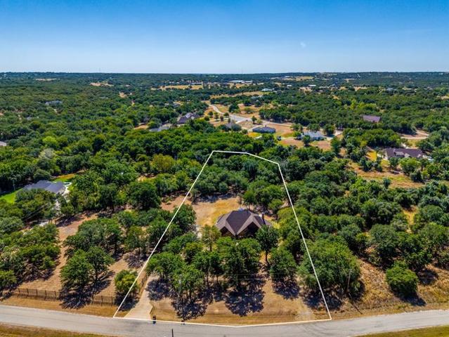 391 Sandpiper Dr, Weatherford, TX 76088