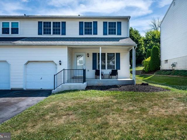 391 Sioux Ct, Reading, PA 19608