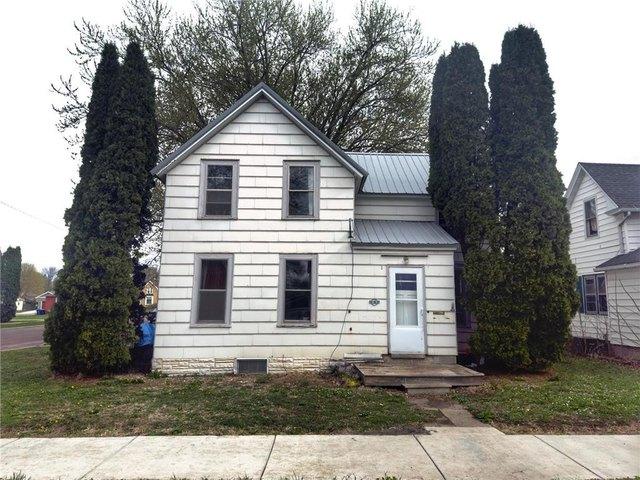 391 W Franklin St, Wells, MN 56097