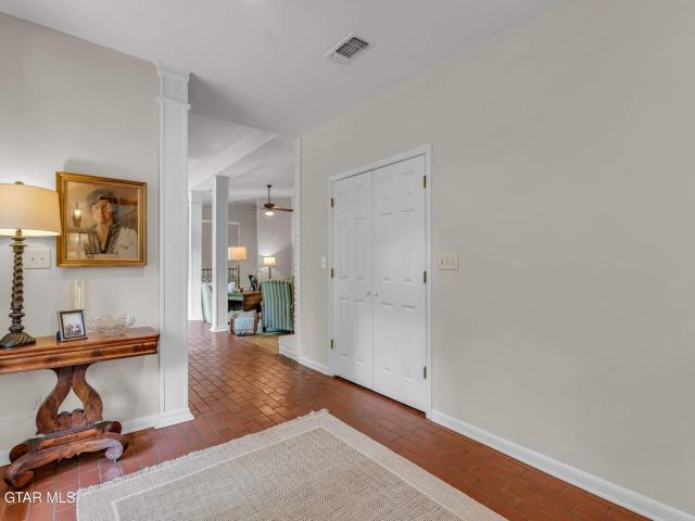 391 Woodland Heights
