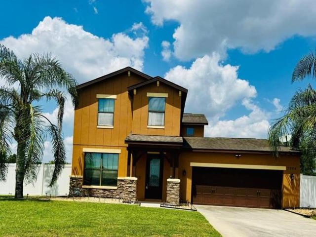 3924 Blossom Dew Dr, Kissimmee, FL 34746