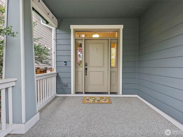 3924 Campus Willow Loop NE