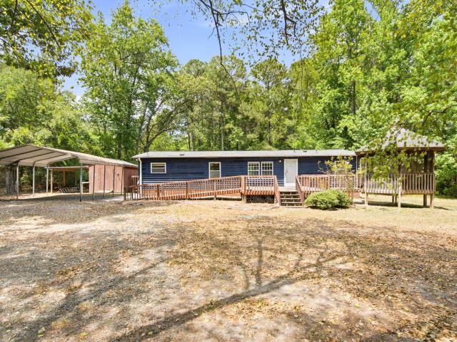 3924 Lewis Road