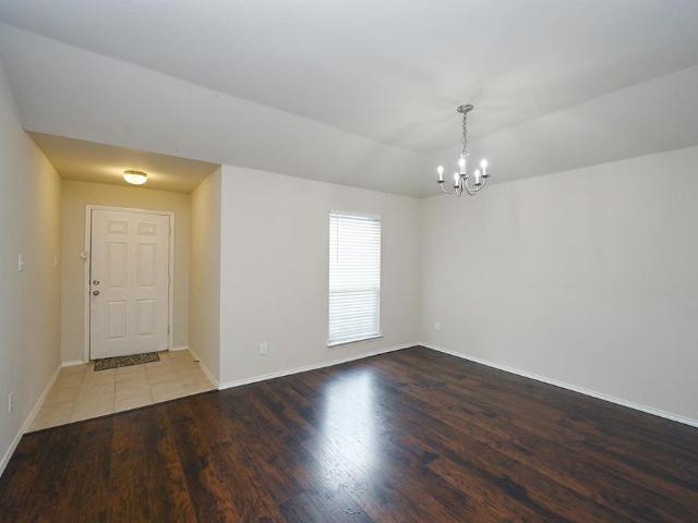 3924 Palace Place