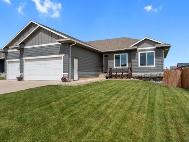 3924 S Faith Ave, Sioux Falls, SD 57110
