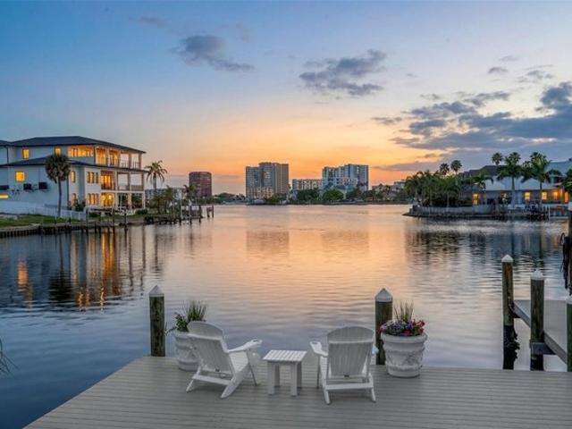 3924 Versailles Dr, Tampa, FL 33634