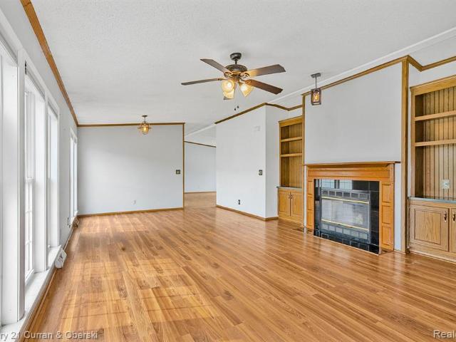 39253 Island Drive