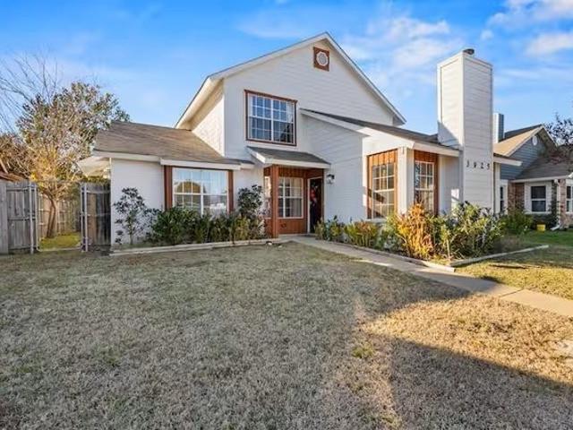 3925 Bond St, Rowlett, TX 75088