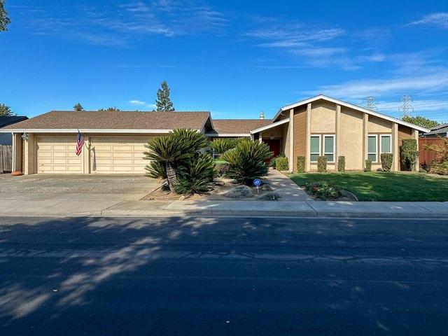 3925 Crocus Dr, Modesto, CA 95356