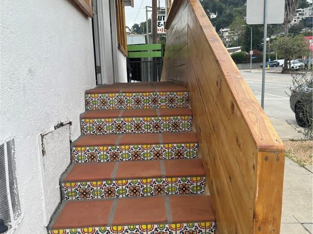 3925 Fountain