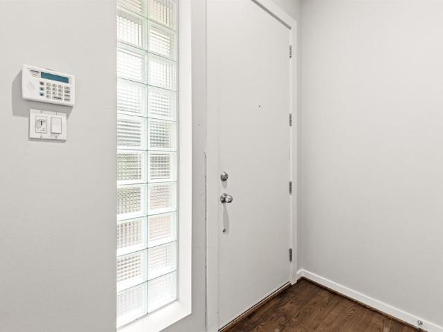 3925 Gilbert Avenue # C