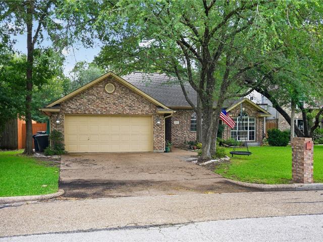 3925 Hawk Owl Cove