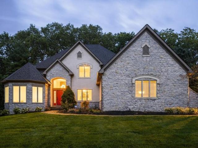 3925 Tarrington Ln, Upper Arlington, OH 43220