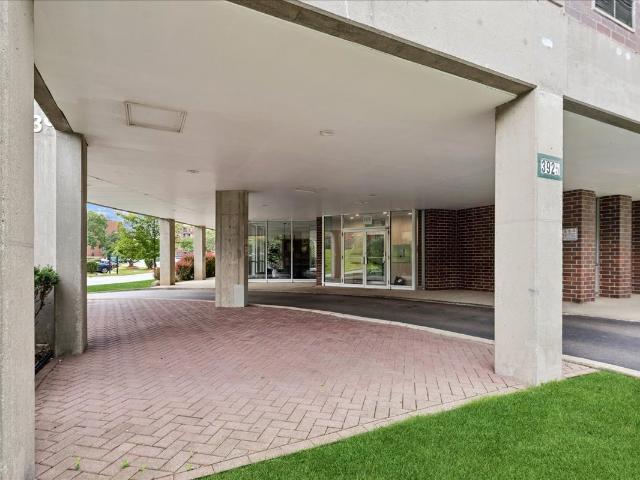 3925 triumvera drive # 15g