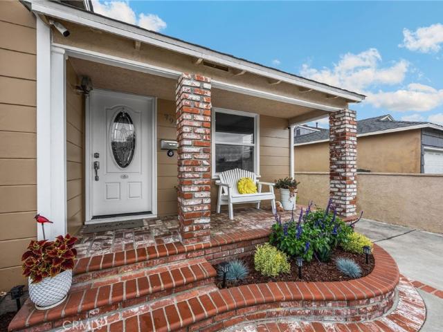 3926 Centralia