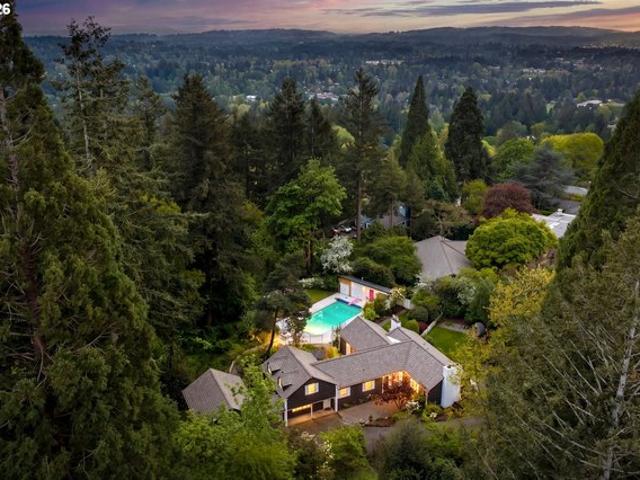 3926 SW Martins Ln, Portland, OR 97239