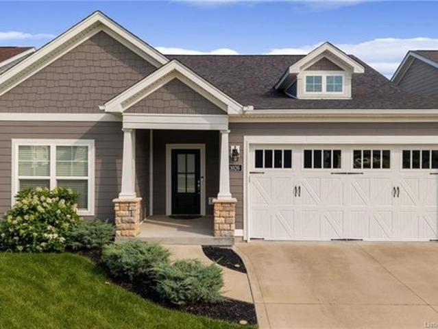 3926 Windsor Creek Dr, New Albany, IN 47150