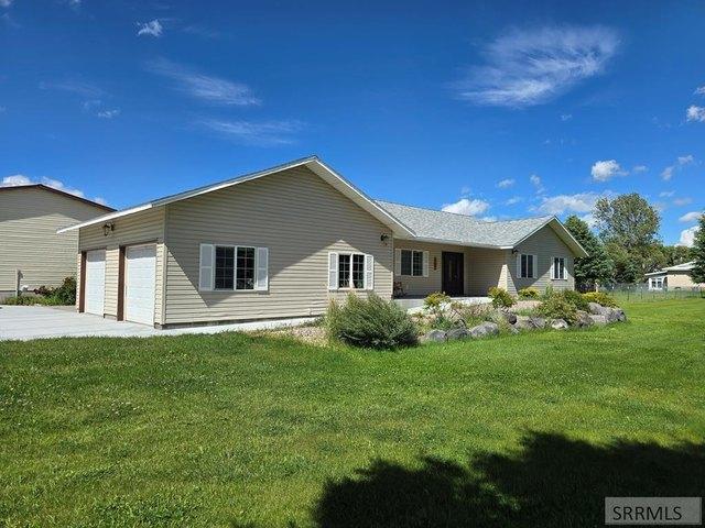 3927 E 400 N, Rigby, ID 83442