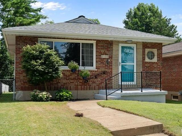 3927 French Ct, Saint Louis, MO 63116