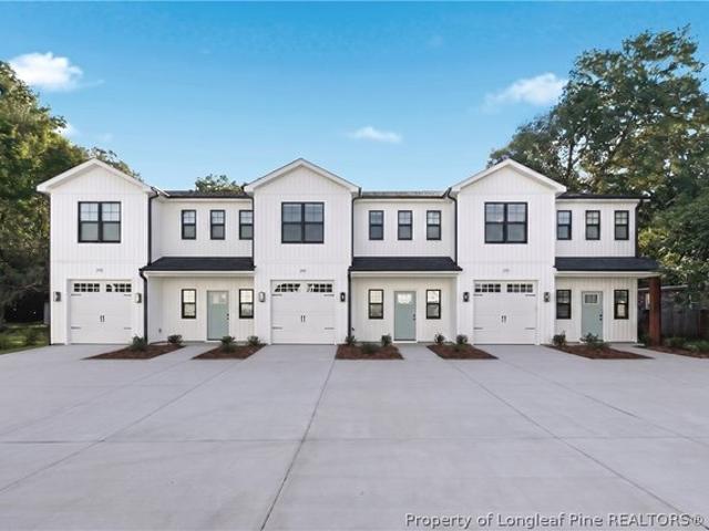 3927 Hamilton St, Hope Mills, NC 28348