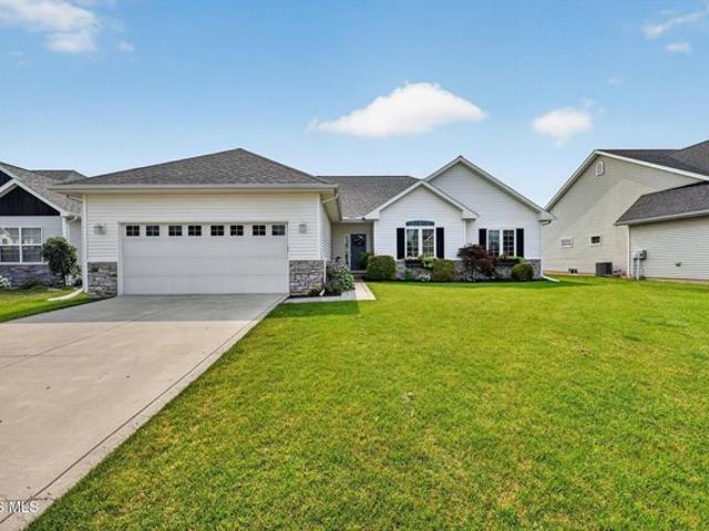 3927 Ten Mile Creek Dr, Sylvania, OH 43560