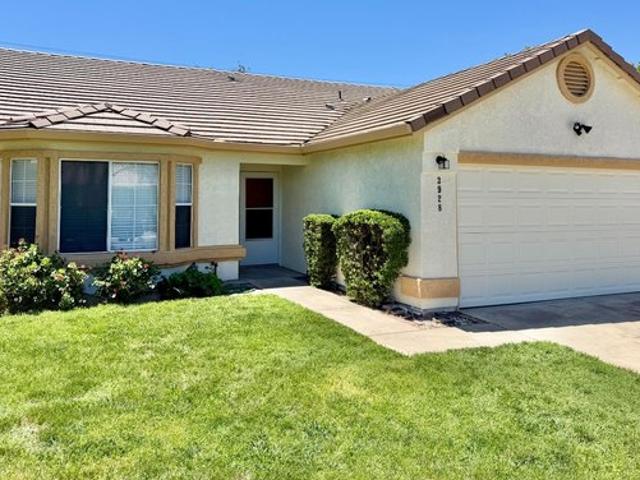 3928 El Portal Pl, Modesto, CA 95357