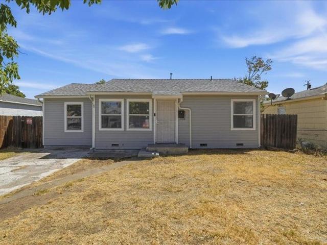3928 Elm St, Sacramento, CA 95838