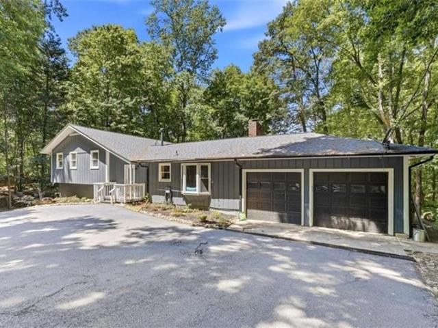 3928 Lake Ct, Gainesville, GA 30501